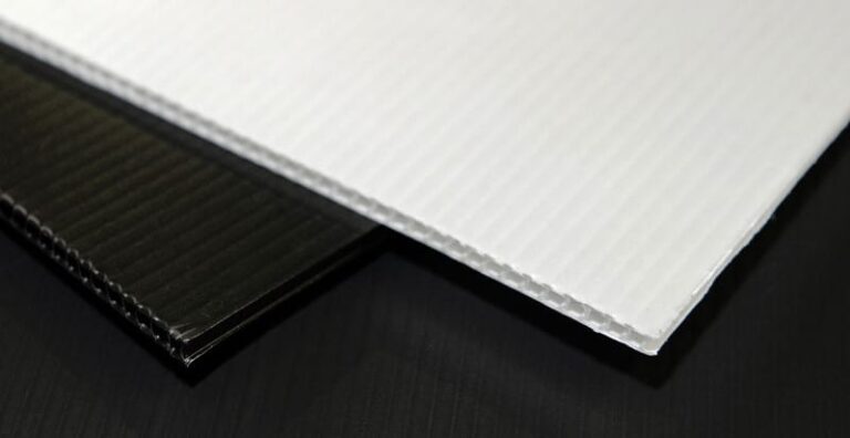 Winter covers and colony survival